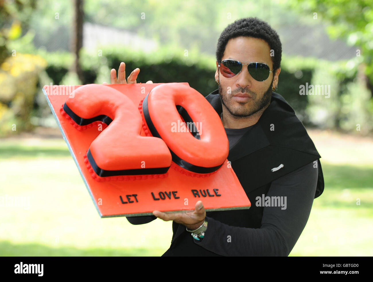 Kravitz celebrates 20 years in hi-res stock photography and images - Alamy