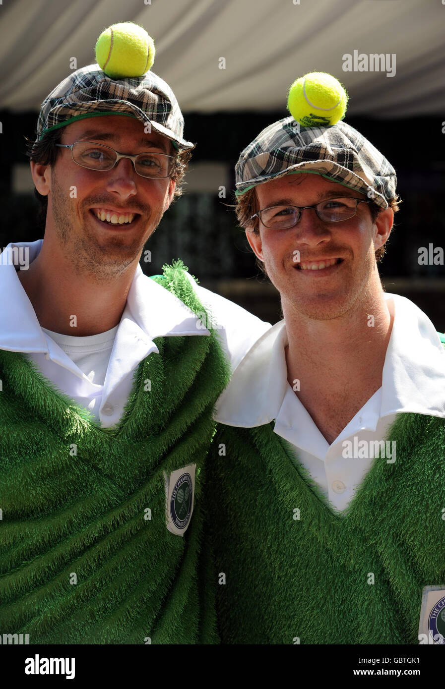 Tennis fans Sjoerd Mummit and Frank Van Sikkelerus arrive for the 2009 ...
