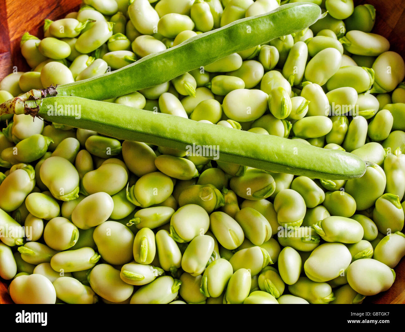 Pigeon beans hi-res stock photography and images - Alamy