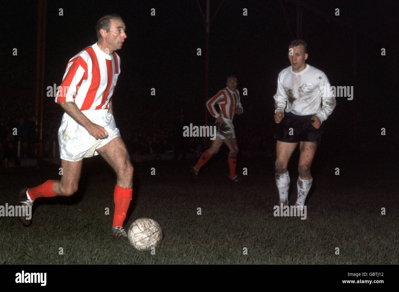 Soccer - Stanley Matthews Testimonial - Stoke City v World Stars XI ...