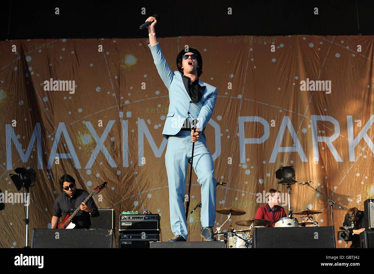 Paul Smith of Maximo Park performing during the 2009 Glastonbury ...