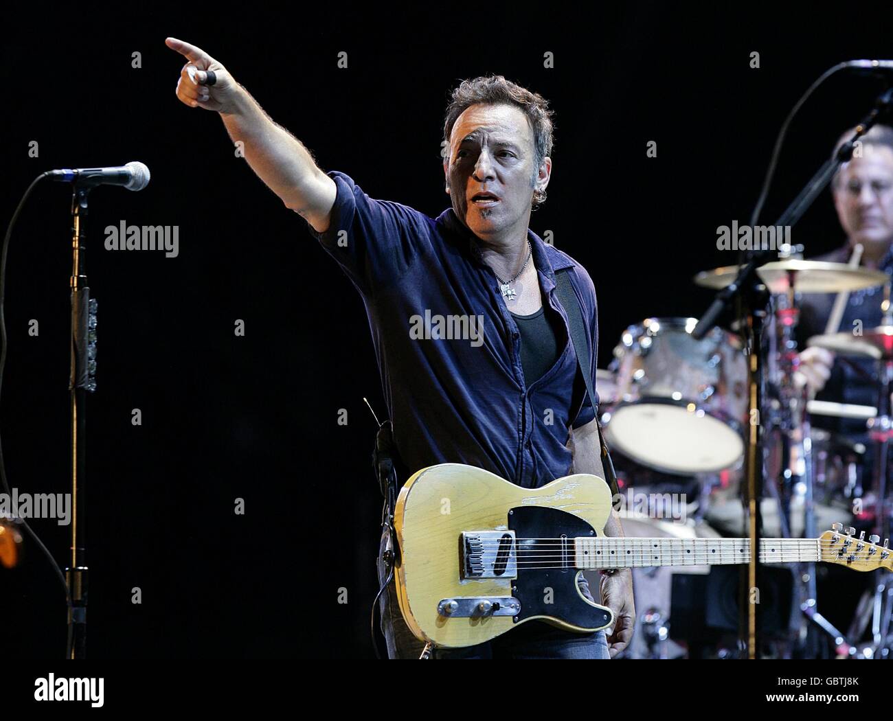 Bruce springsteen glastonbury 2009 hi-res stock photography and images ...