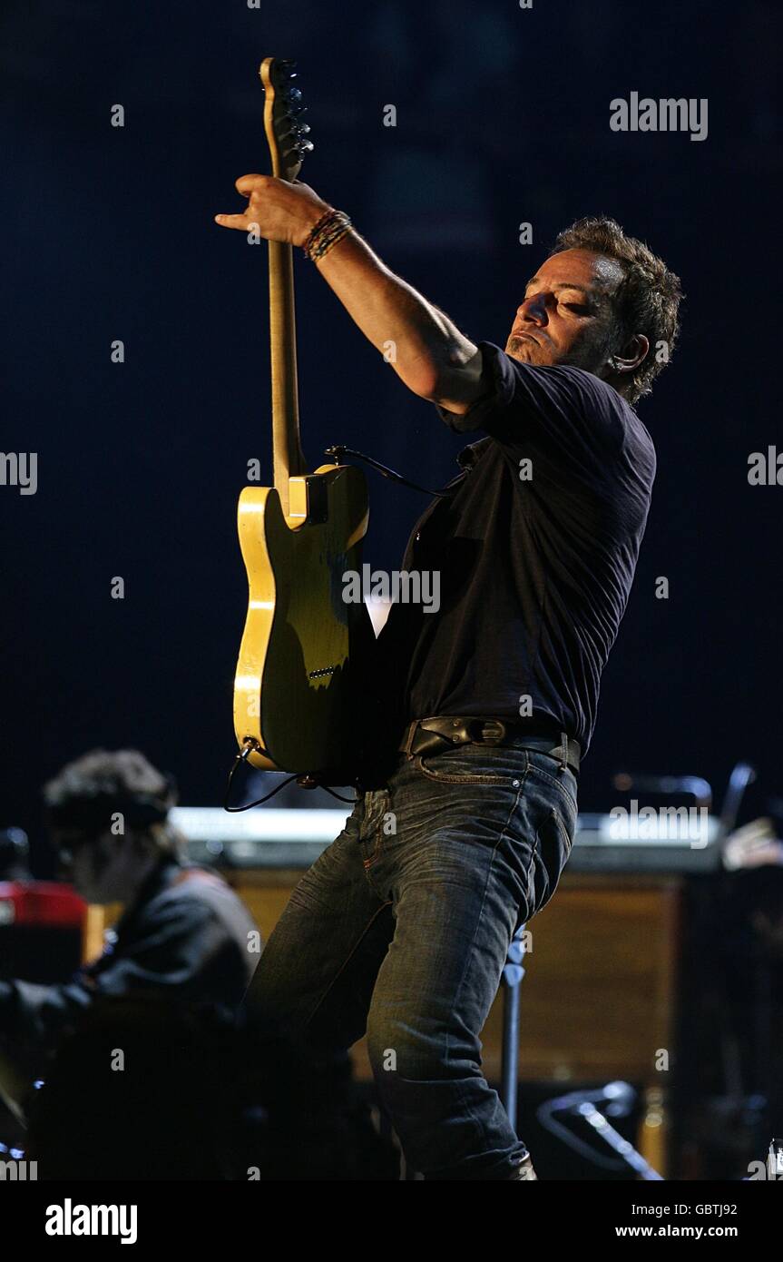 Bruce Springsteen performs with the E Street band during the 2009 ...