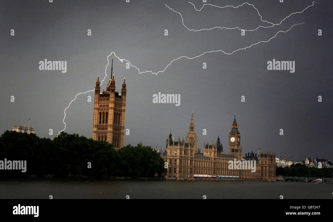 Storm clouds gather and lightning strikes over the Houses of Parliament ...