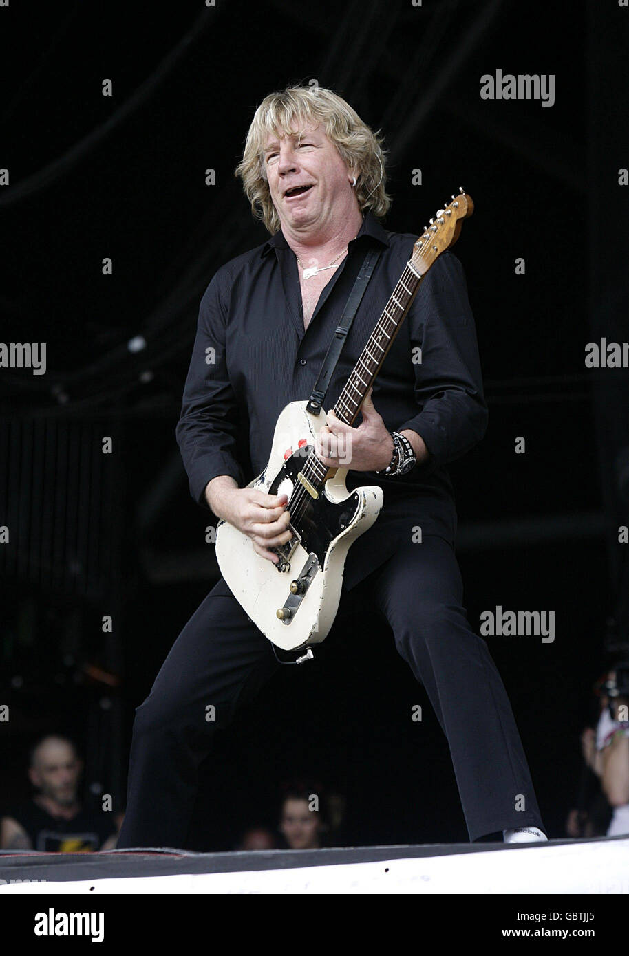 Rick Parfitt of Status Quo performing during the 2009 Glastonbury ...
