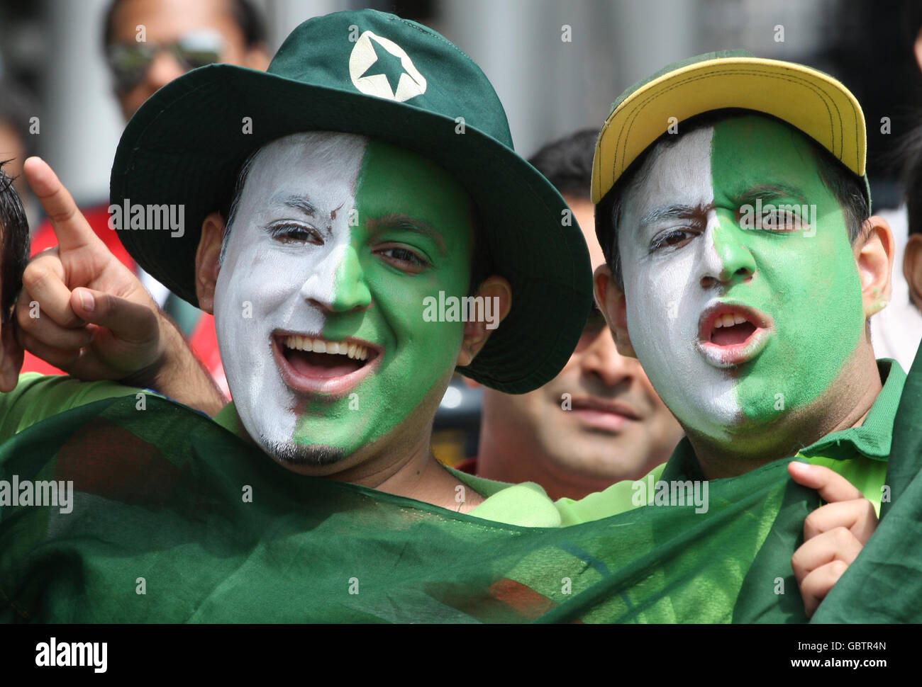 Pakistan face paint hi-res stock photography and images - Alamy
