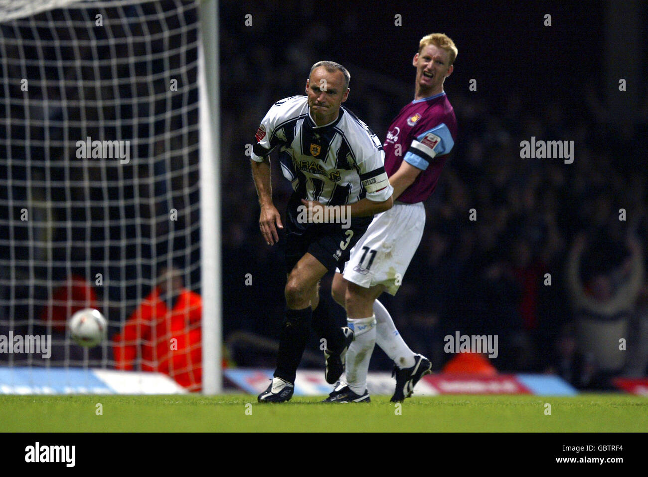 Notts County's Ian Richardson wheels away in celebration after scoring ...