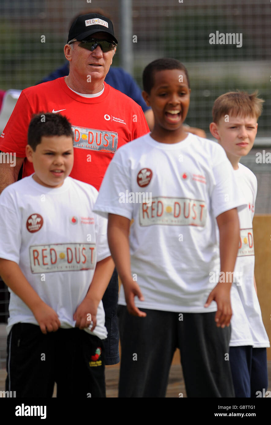 Cricket - Red Dust Role Models Cricket Clinic - Lilian Baylis ...