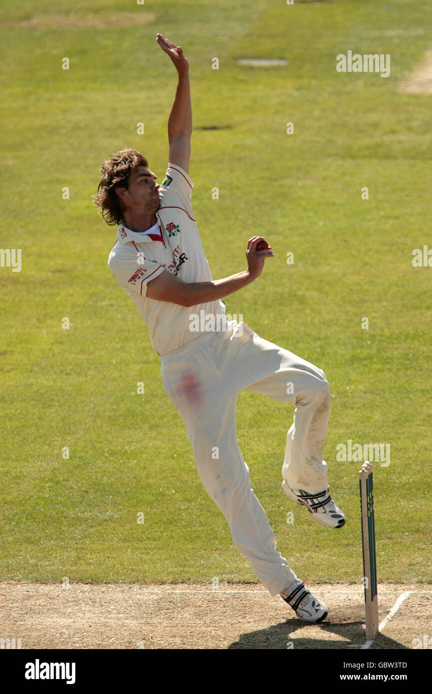 Cricket - Liverpool Victoria County Championship - Division One - Day ...