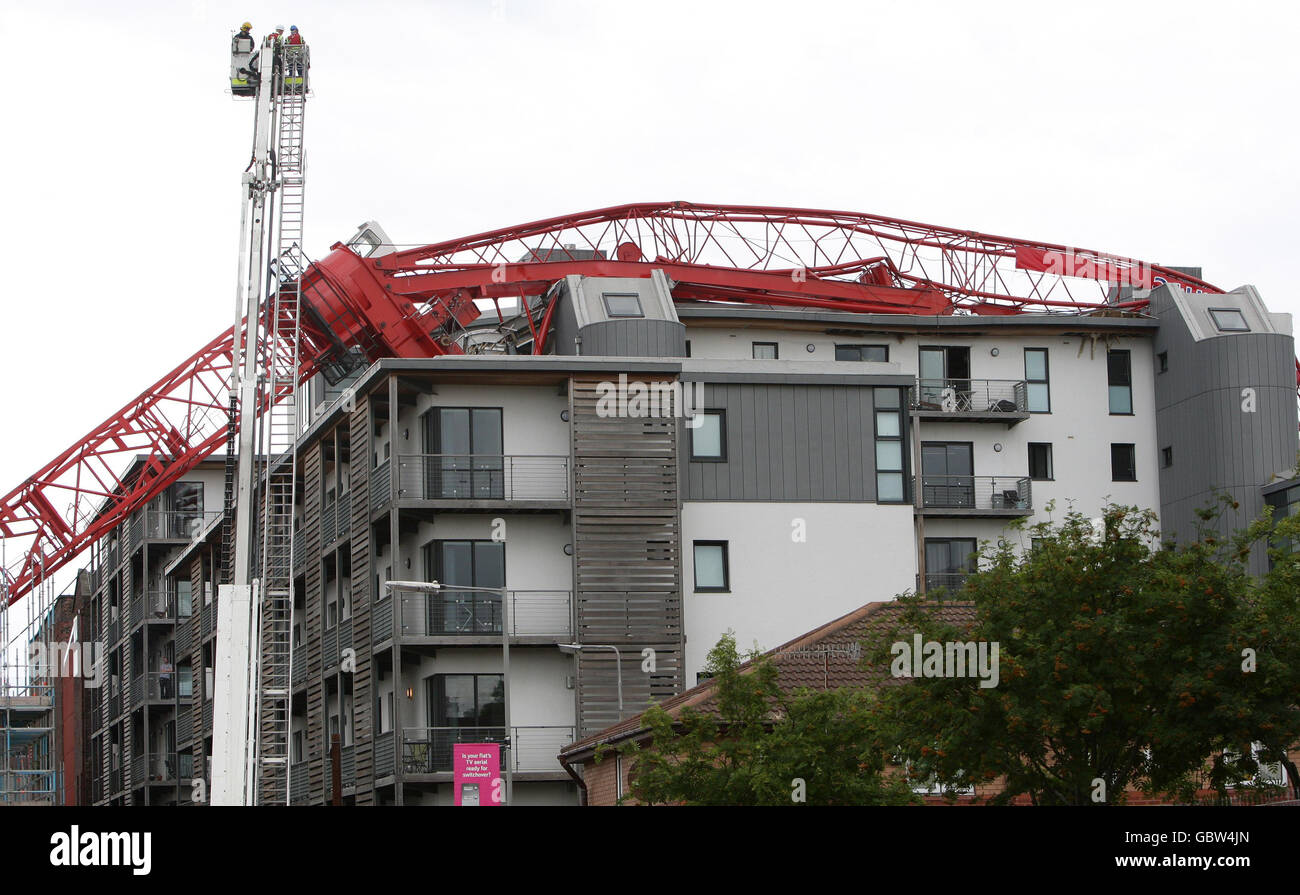Crane Falling Over High Resolution Stock Photography and Images - Alamy