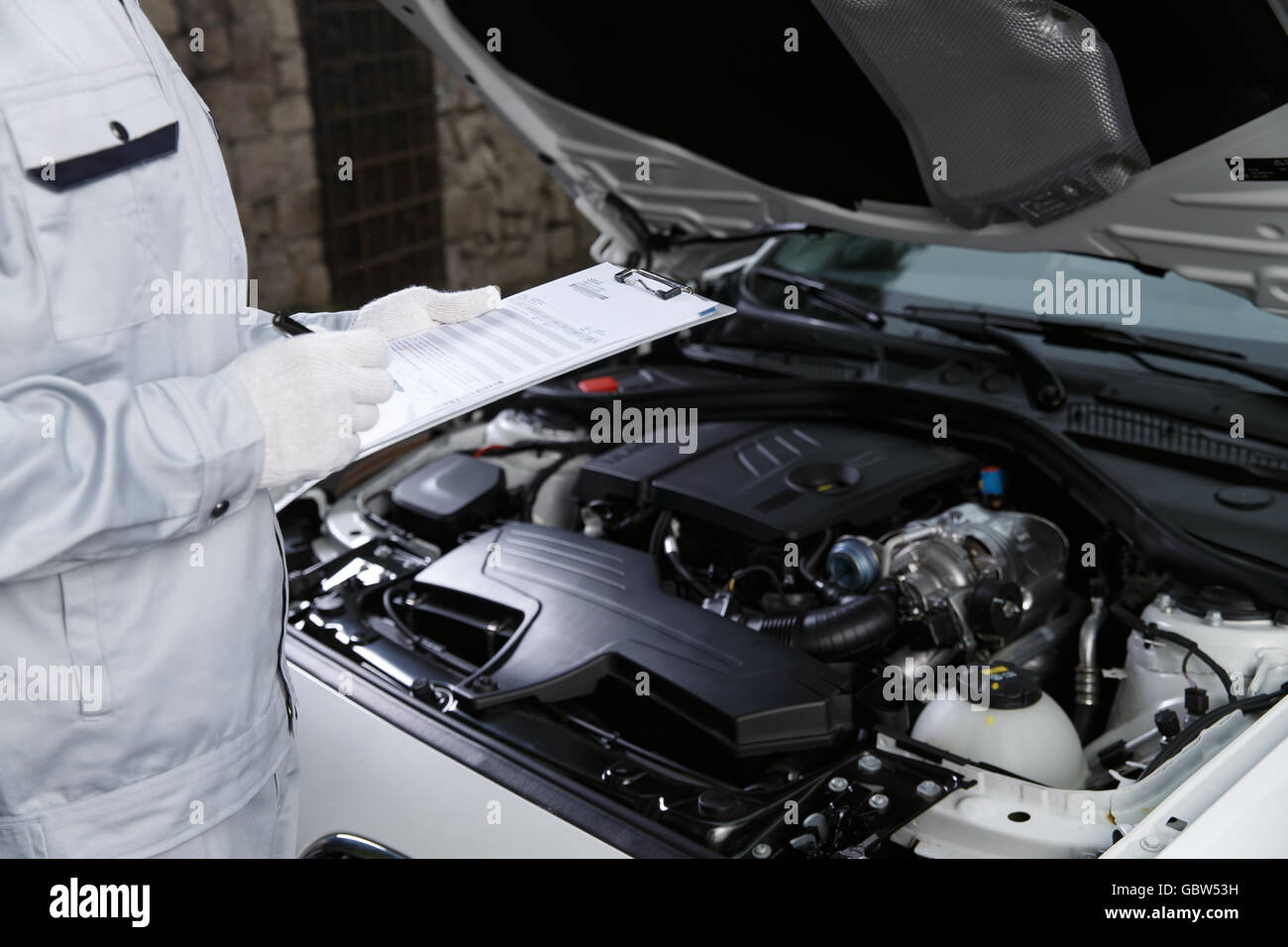 Vehicle examination hi-res stock photography and images - Alamy