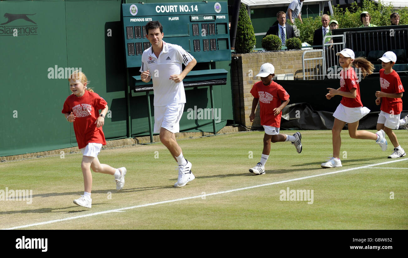 Tennis children england hi-res stock photography and images - Alamy
