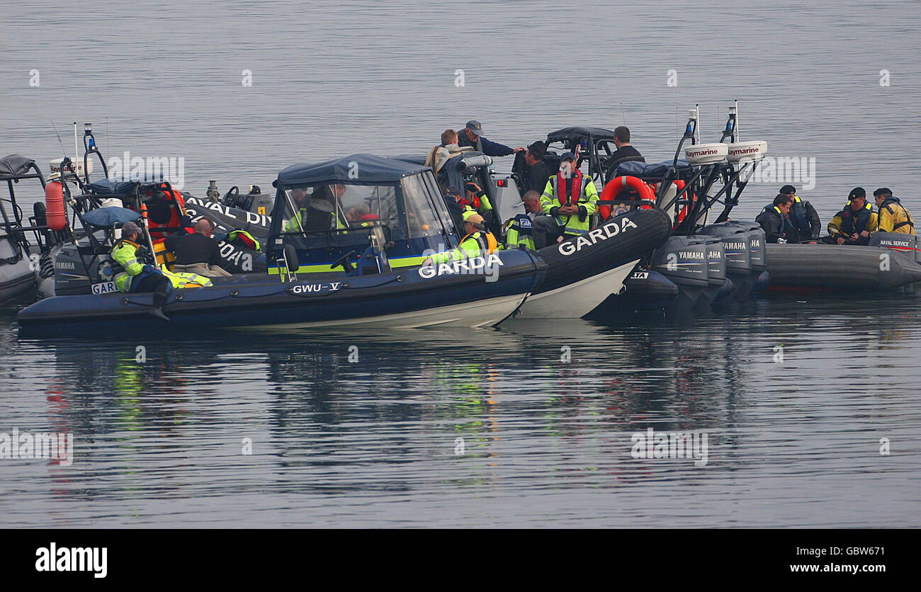 Shell guards hi-res stock photography and images - Alamy
