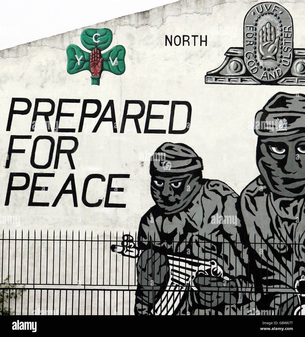 Uvf mural in north belfast hi-res stock photography and images - Alamy