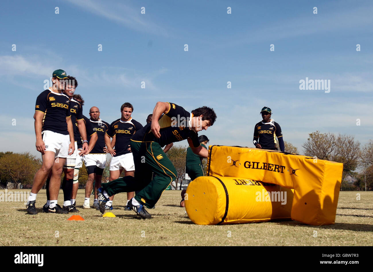 Rugbyu south africa full length training equipments mangis hi-res stock ...