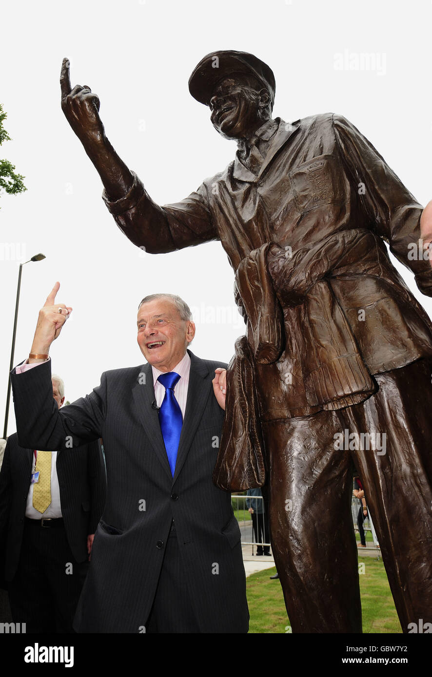 Dicky Bird Schiedsrichter