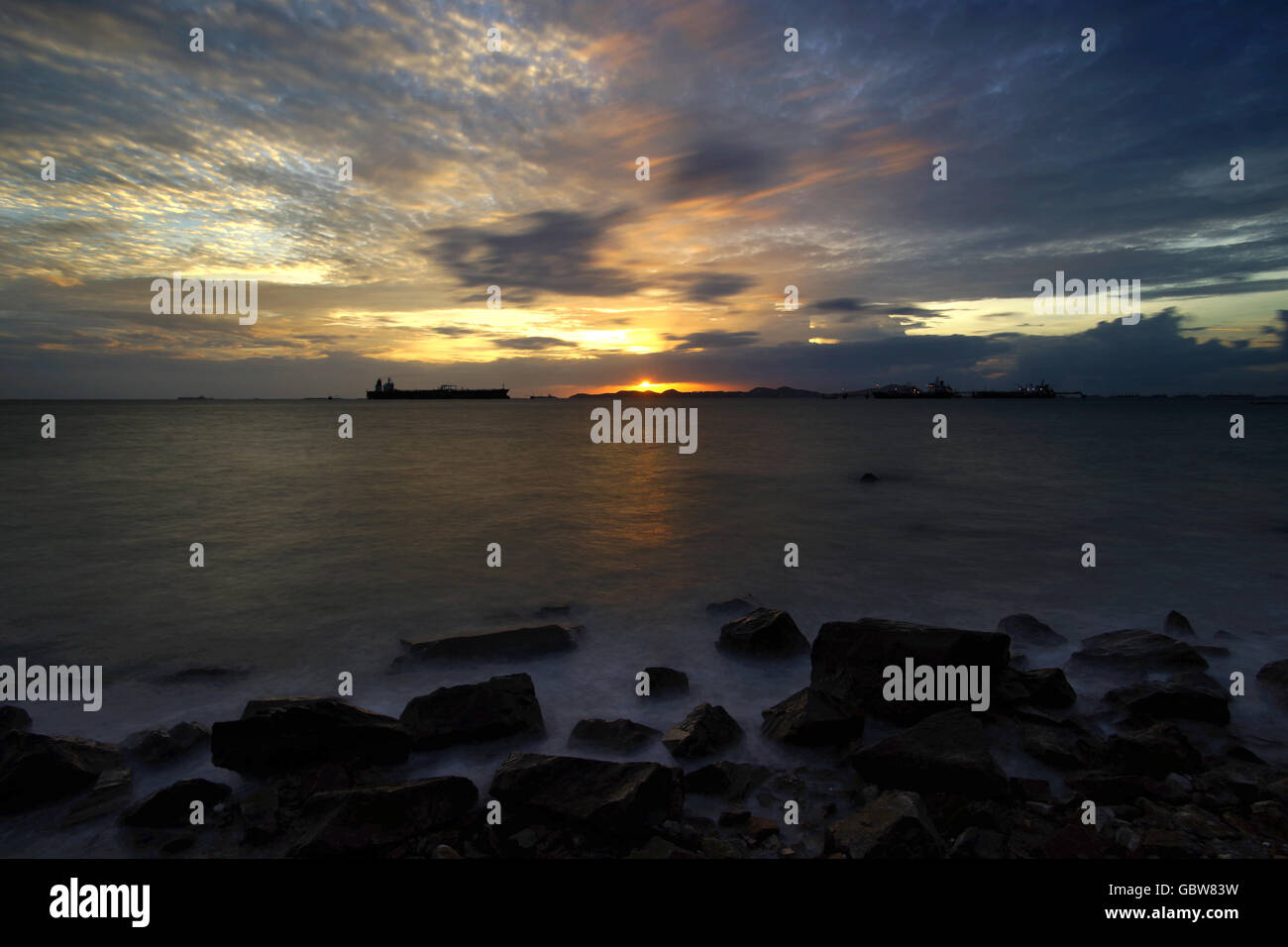 The sea during the day hi-res stock photography and images - Alamy