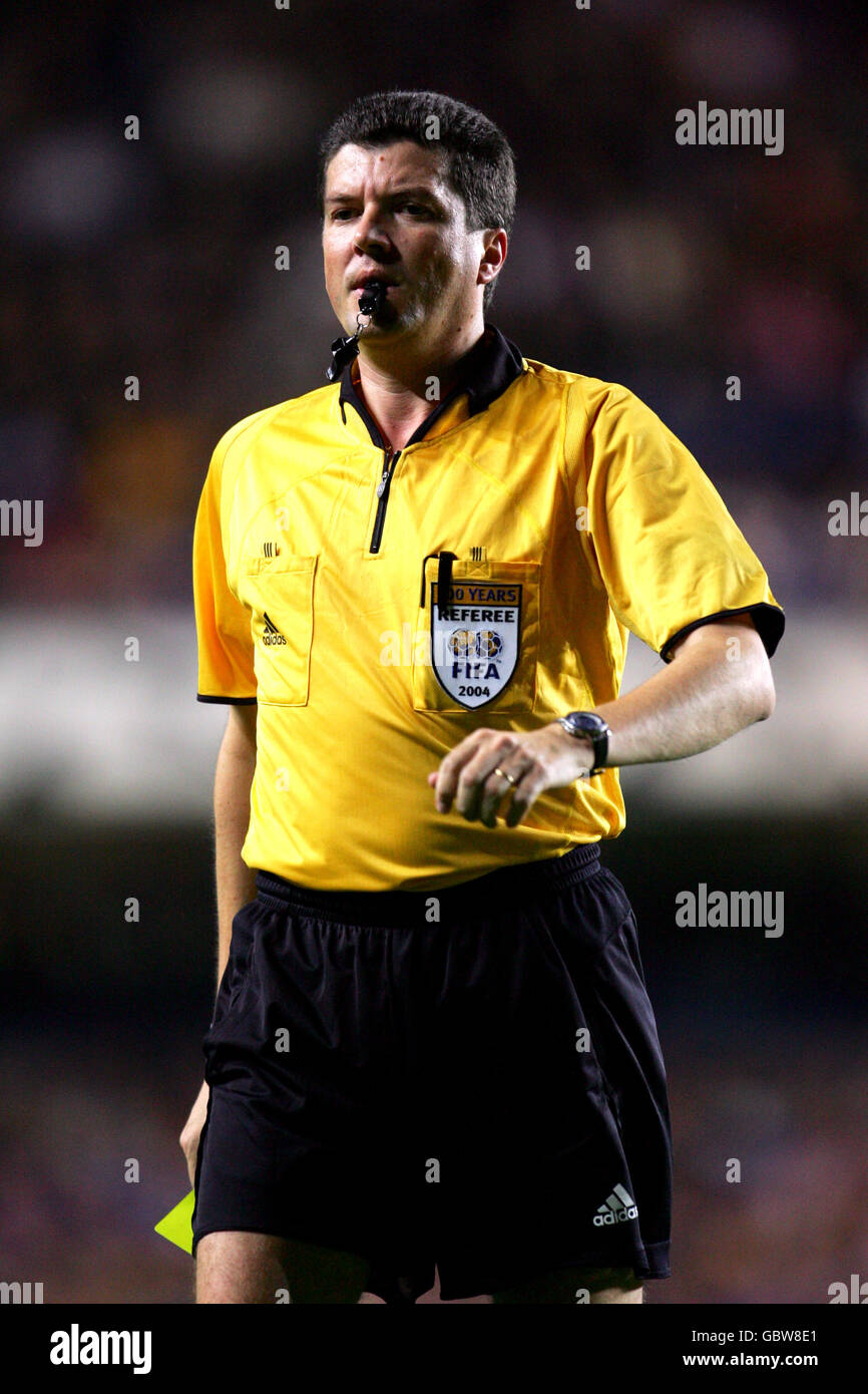 Referee herbert fandel hi-res stock photography and images - Alamy