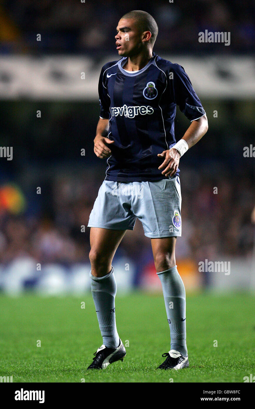 Pepe of fc porto hi-res stock photography and images - Alamy