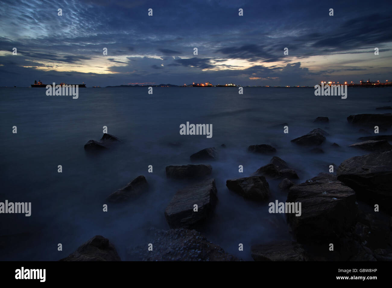 The sea during the day hi-res stock photography and images - Alamy