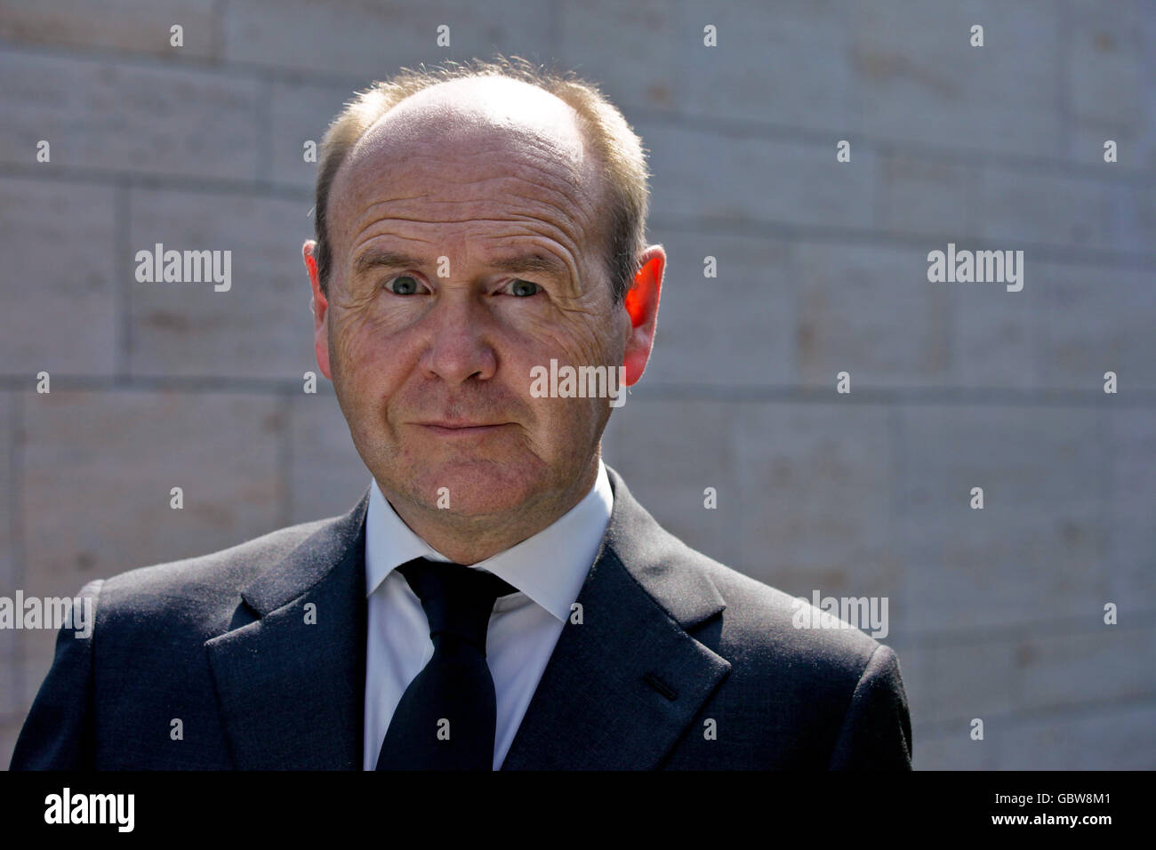 Standard chartered plc hi-res stock photography and images - Alamy
