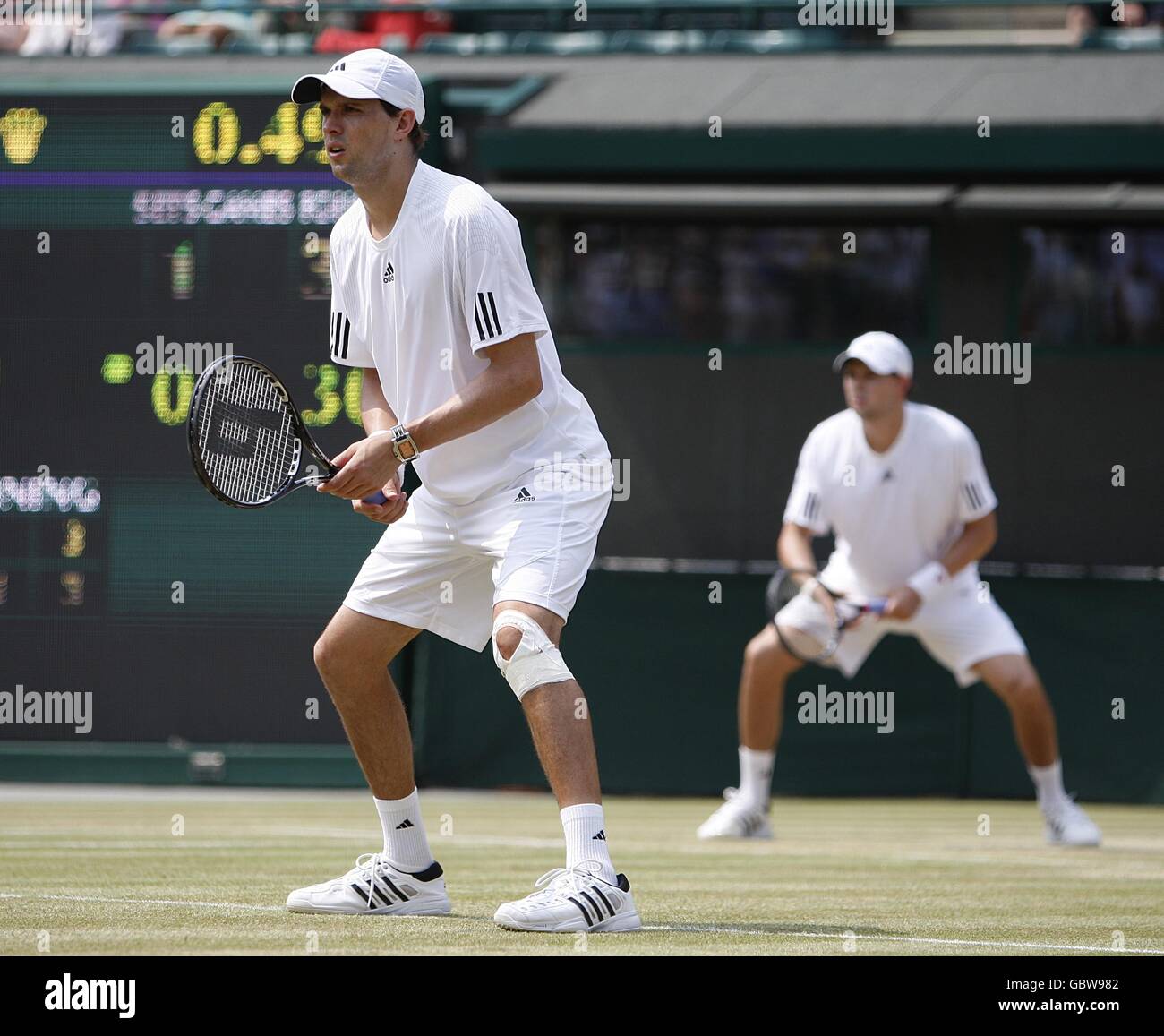 USA's Mike Bryan and Bob Bryan (left) during the mens' doubles semi ...