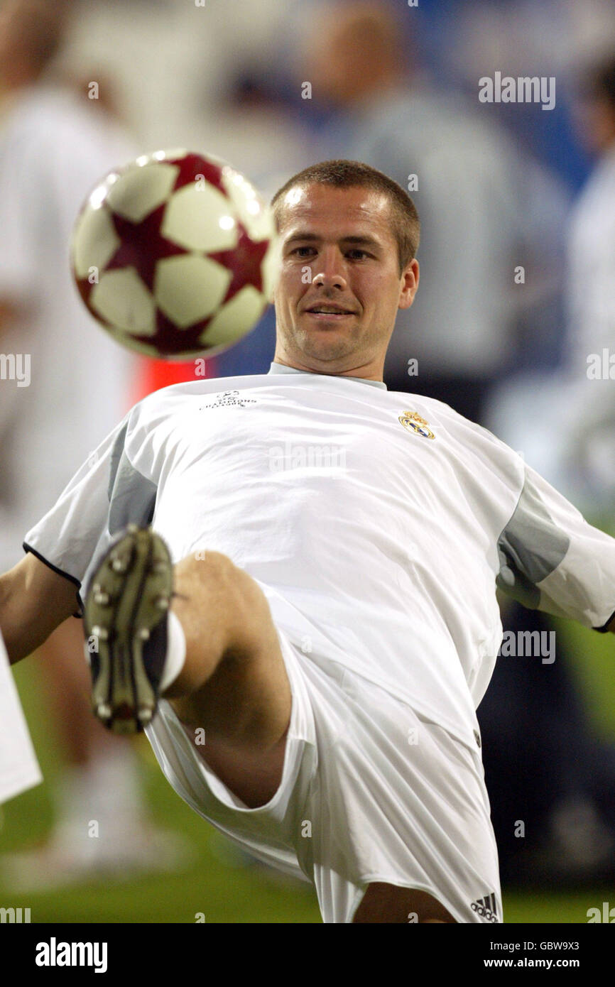 Soccer - UEFA Champions League - Group B - Real Madrid v Roma. Michael ...