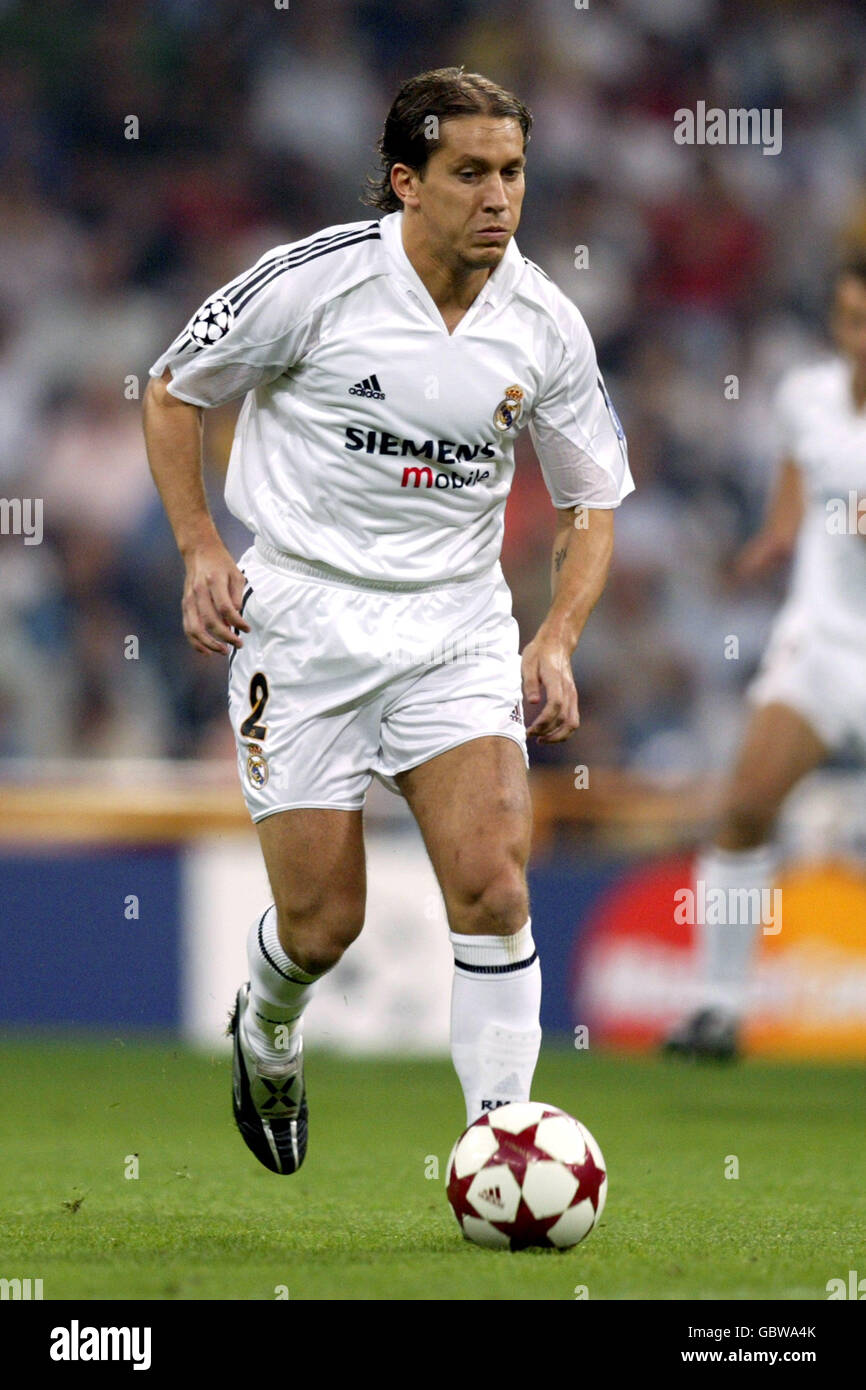 Real madrid v as roma michel salgado hi-res stock photography and images - Alamy