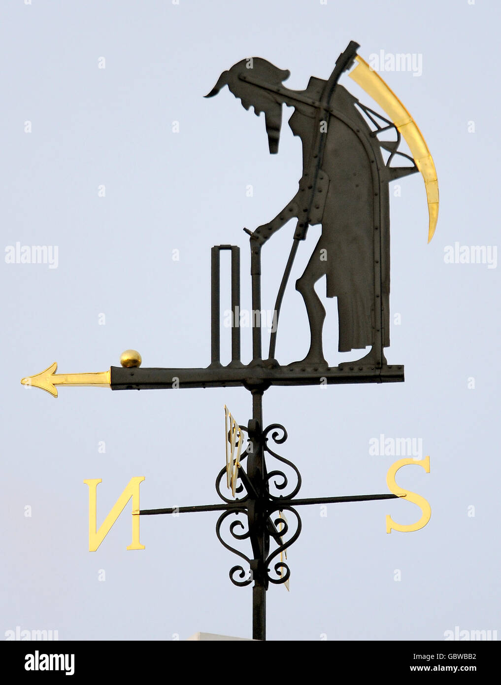 The weathervane at lords cricket ground hi-res stock photography and ...