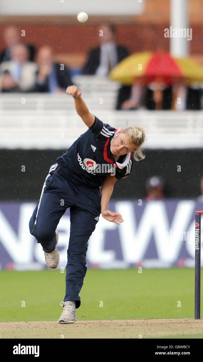 Laura marsh england hi-res stock photography and images - Alamy