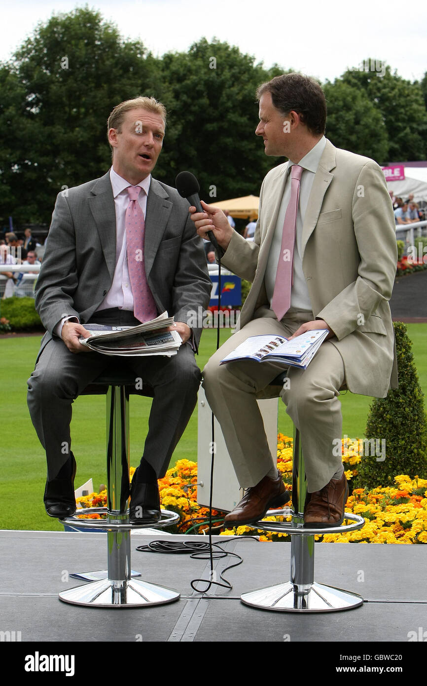 Sandown Park's Anthony Kemp (right) interviews racing experts during ...
