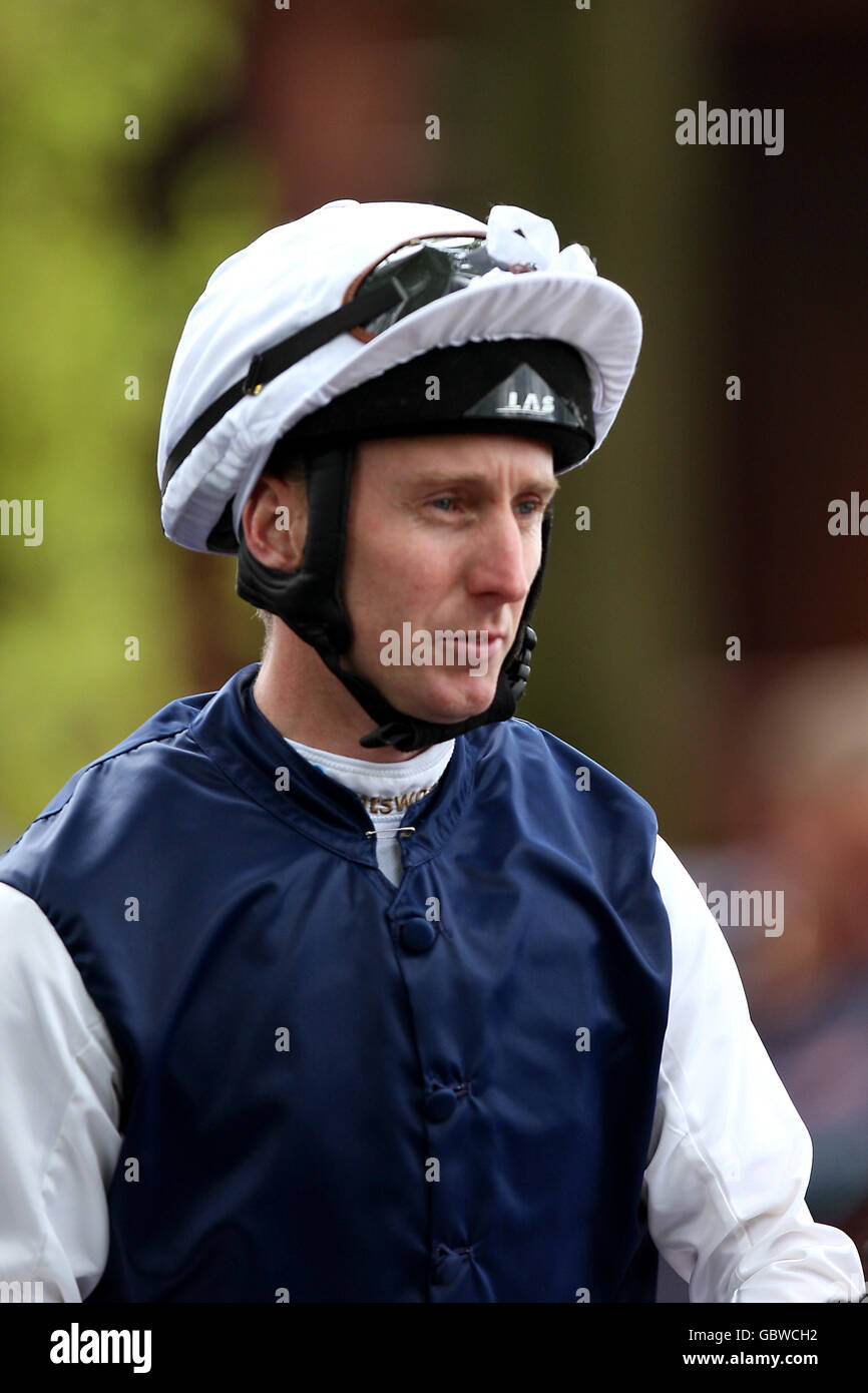 Horse Racing - Haydock Park Racecourse Stock Photo - Alamy