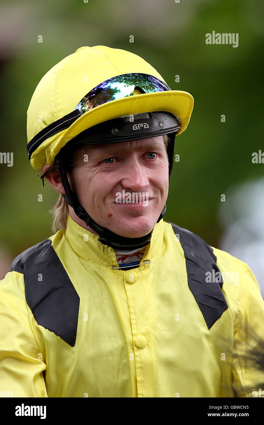 Horse Racing - Haydock Park Racecourse Stock Photo - Alamy
