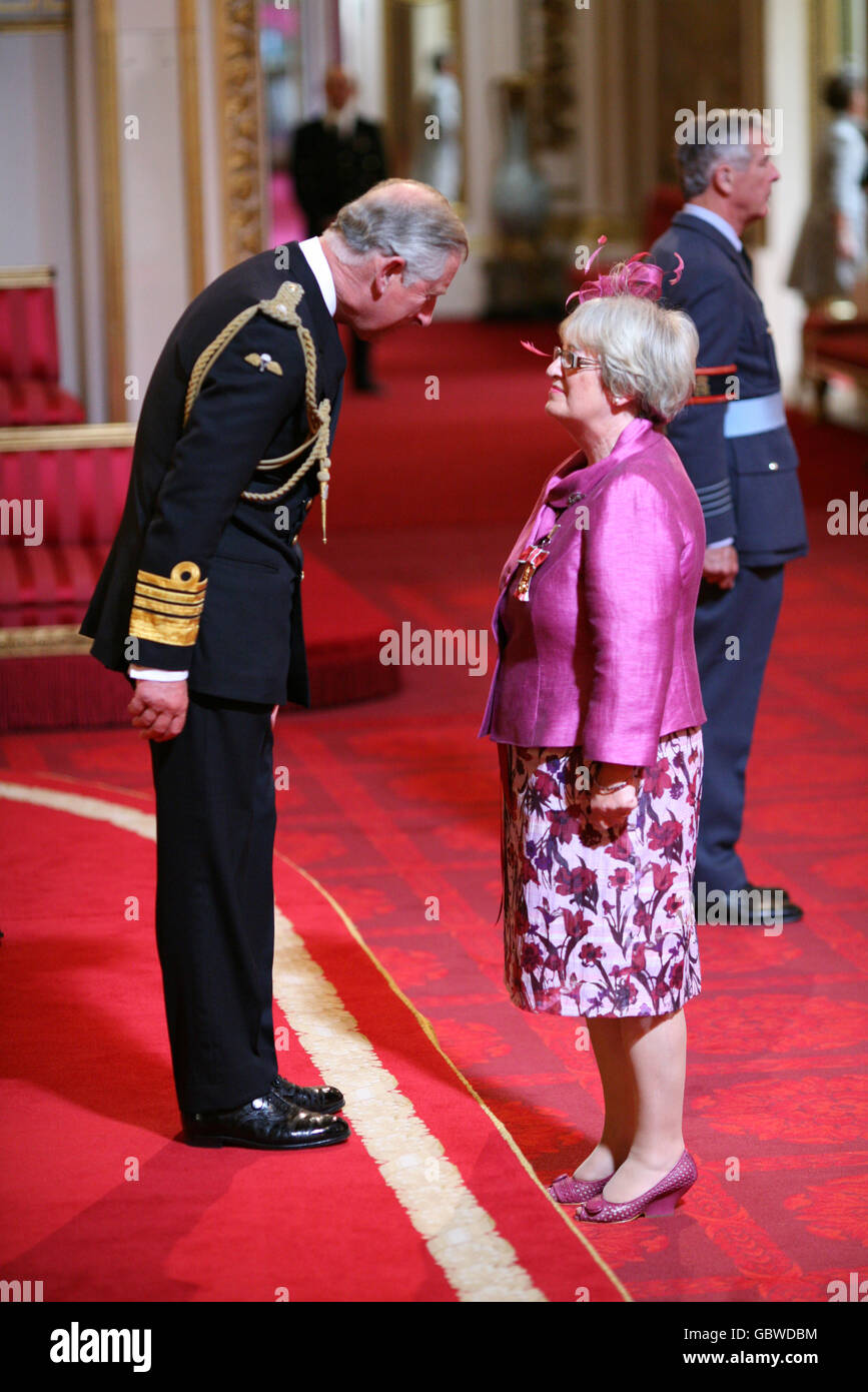 Receiving order british empire obe medal prince wales hi-res stock ...