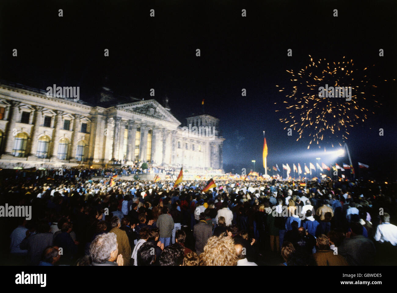 1990 berlin reichstag hi-res stock photography and images - Alamy