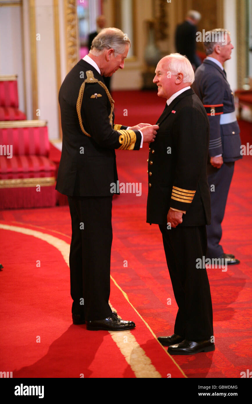 Captain Michael Sutherland from Fowey is made an MBE by the Prince of ...