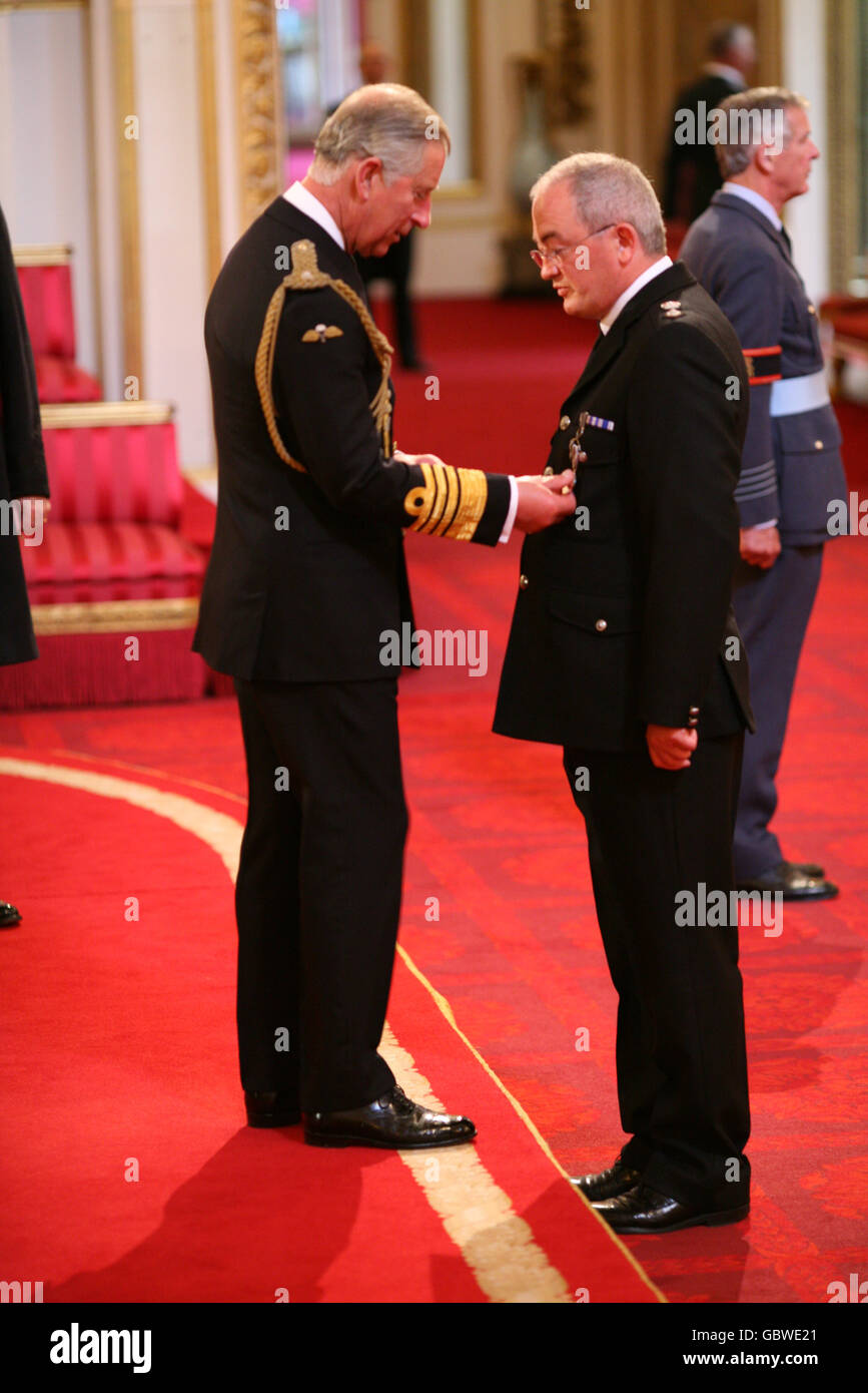 Chief Superintendent Nicholas Kinsella is decorated with The Queen ...
