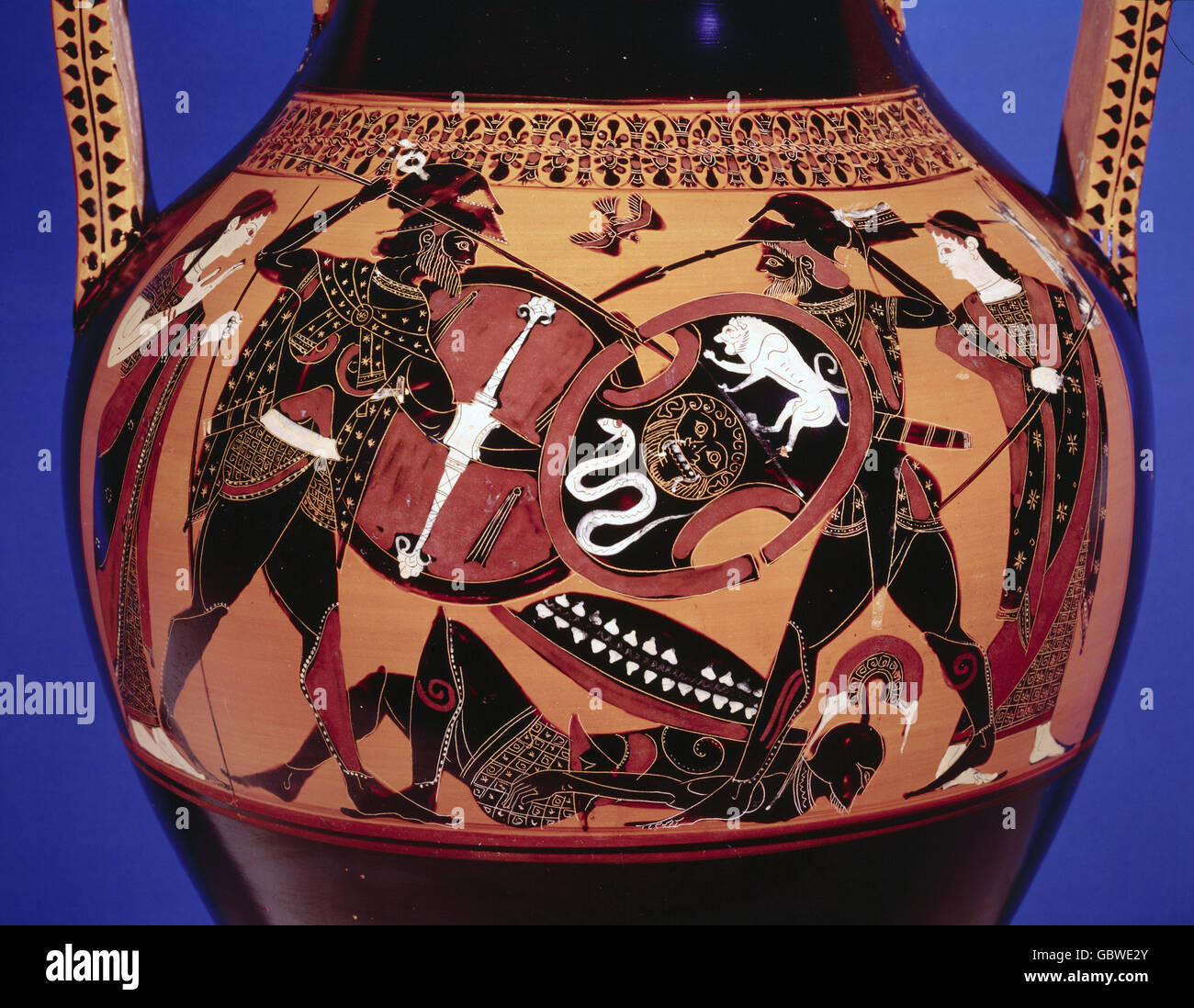 Gorgon head vase hi-res stock photography and images - Alamy