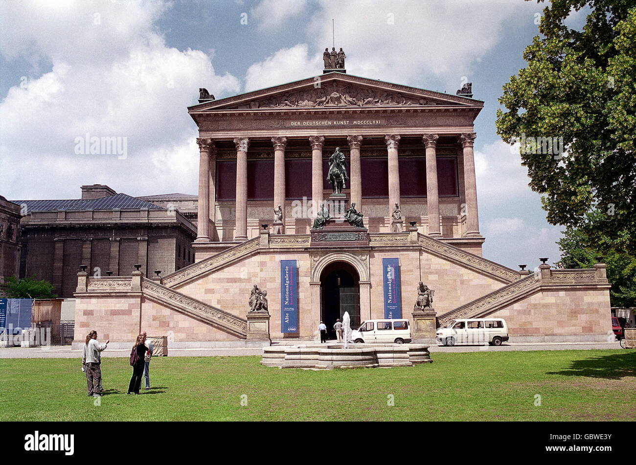 Old museums hi-res stock photography and images - Alamy