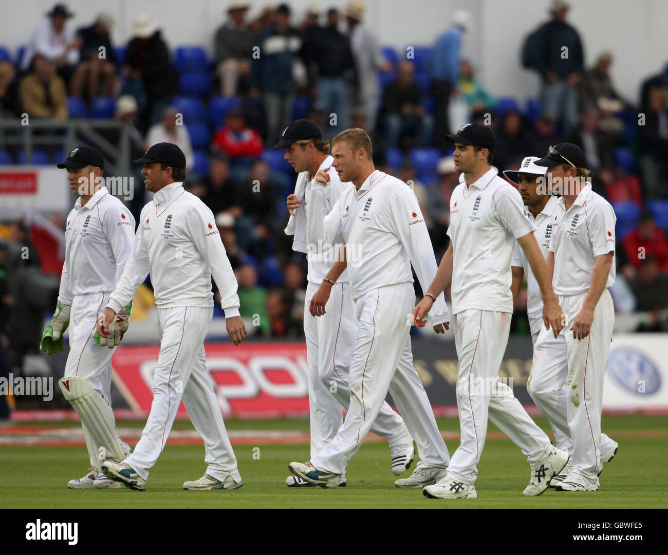 Jimmy anderson stuart broad hi-res stock photography and images - Alamy