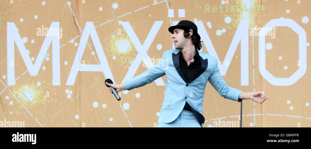 Maximo Park lead singer Paul Smith performs on the Main Stage during ...