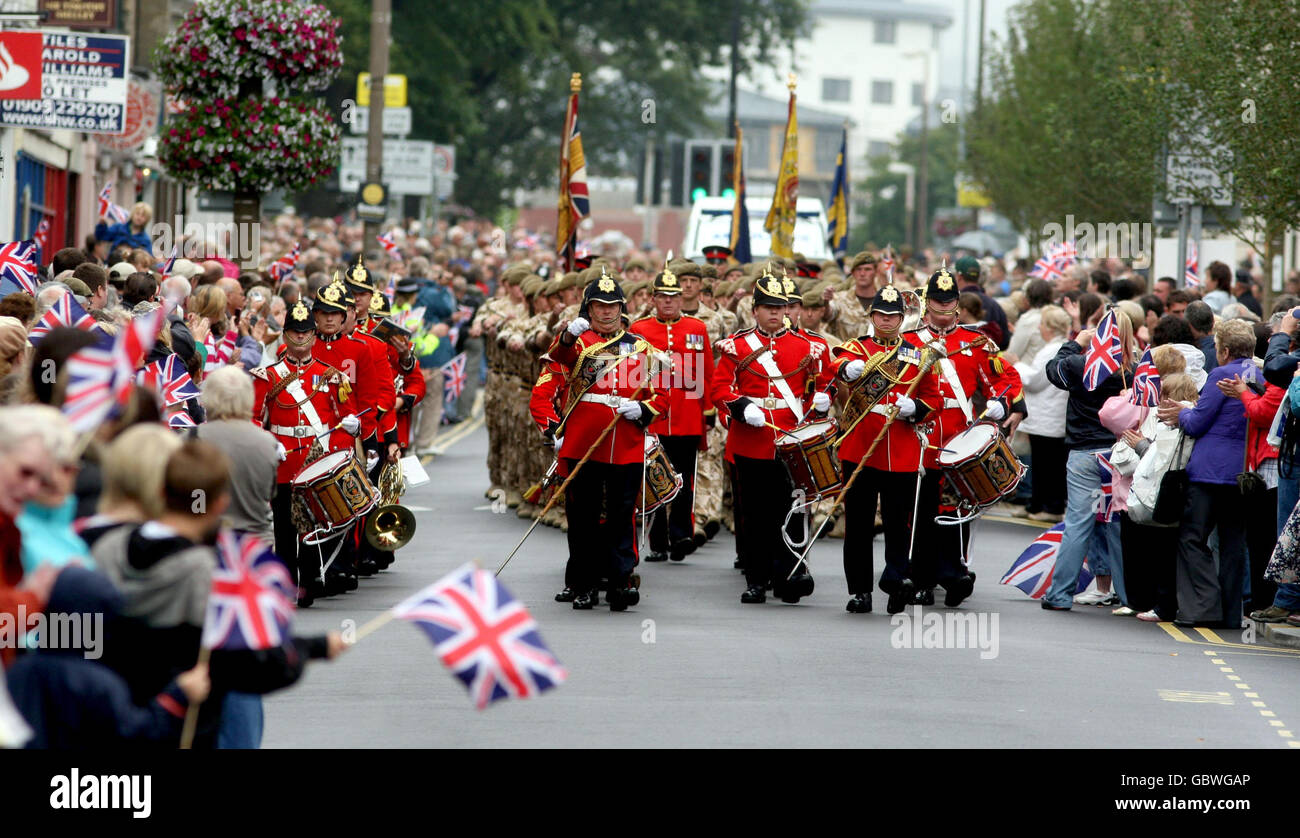 Soldier Coming Home England High Resolution Stock Photography and ...
