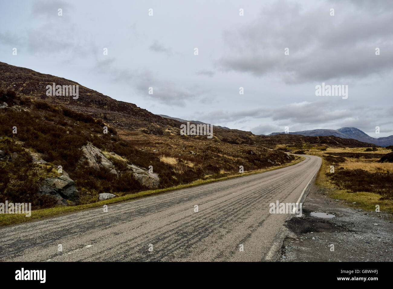 Empty road at the west hi-res stock photography and images - Alamy