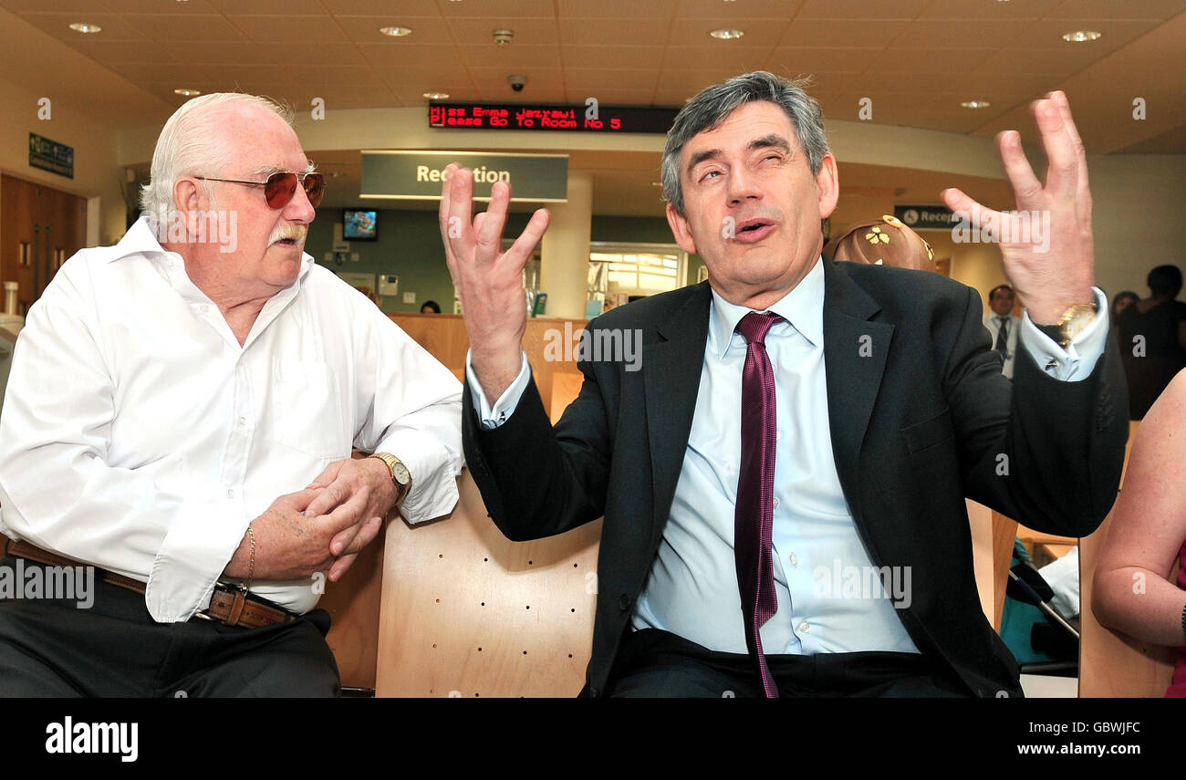 Gordon brown visits hospital hi-res stock photography and images - Alamy