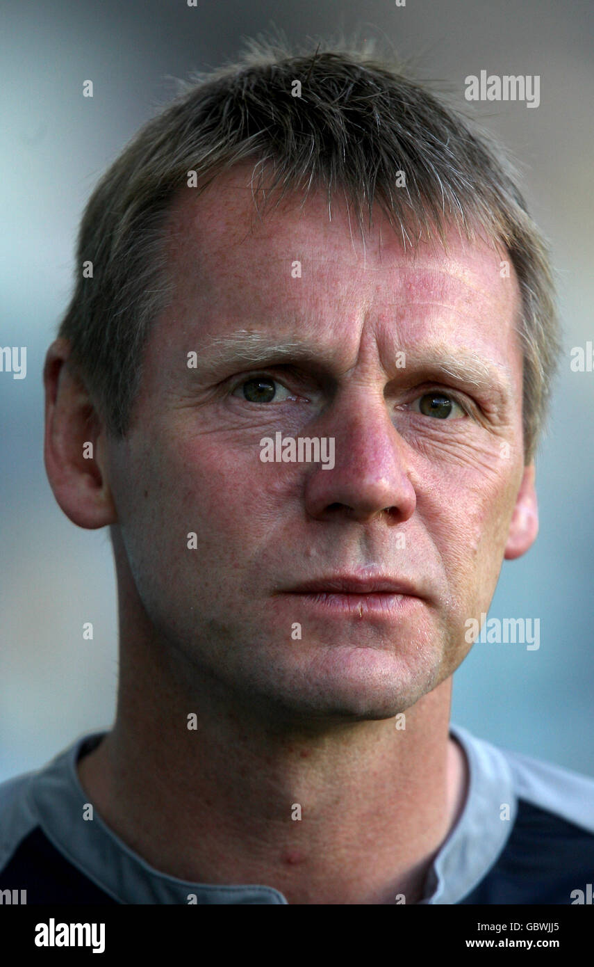 England under 21s manager hi-res stock photography and images - Alamy