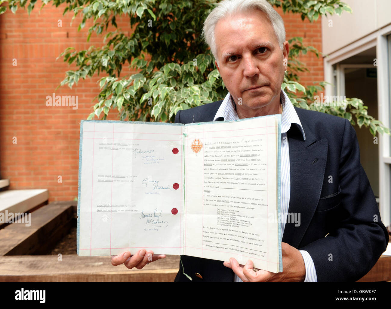 Imagine Corporations spokesman and international memorabilia expert ...