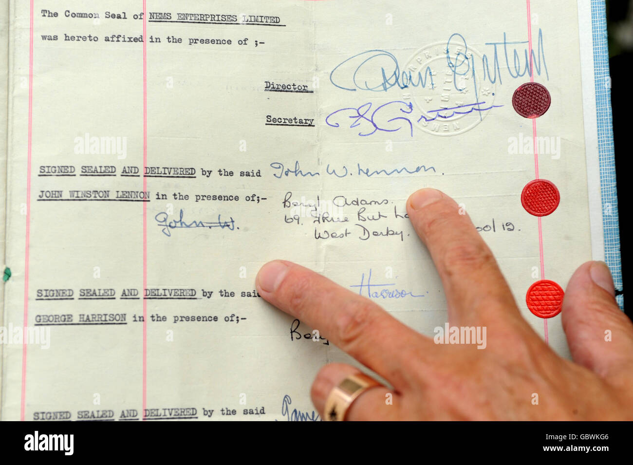 Imagine Corporations spokesman and international memorabilia expert ...