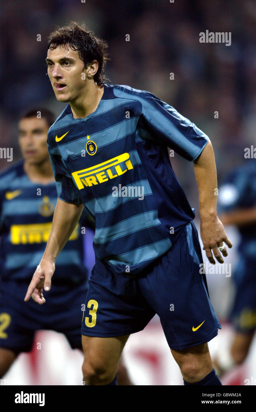 Nicolas burdisso inter hi-res stock photography and images - Alamy