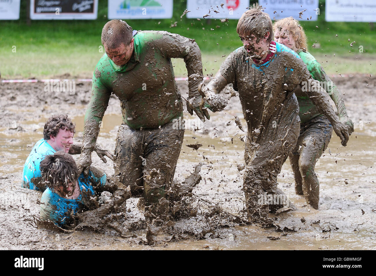 Muddy soccer players hi-res stock photography and images - Alamy