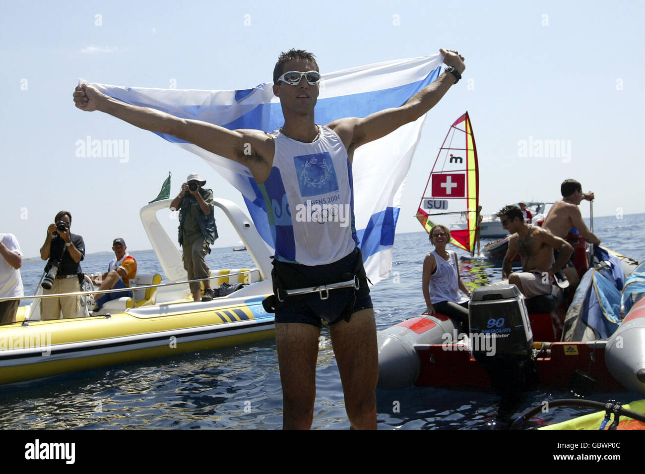 Israelss gal fridman celebrates after winning the gold medal hi-res ...